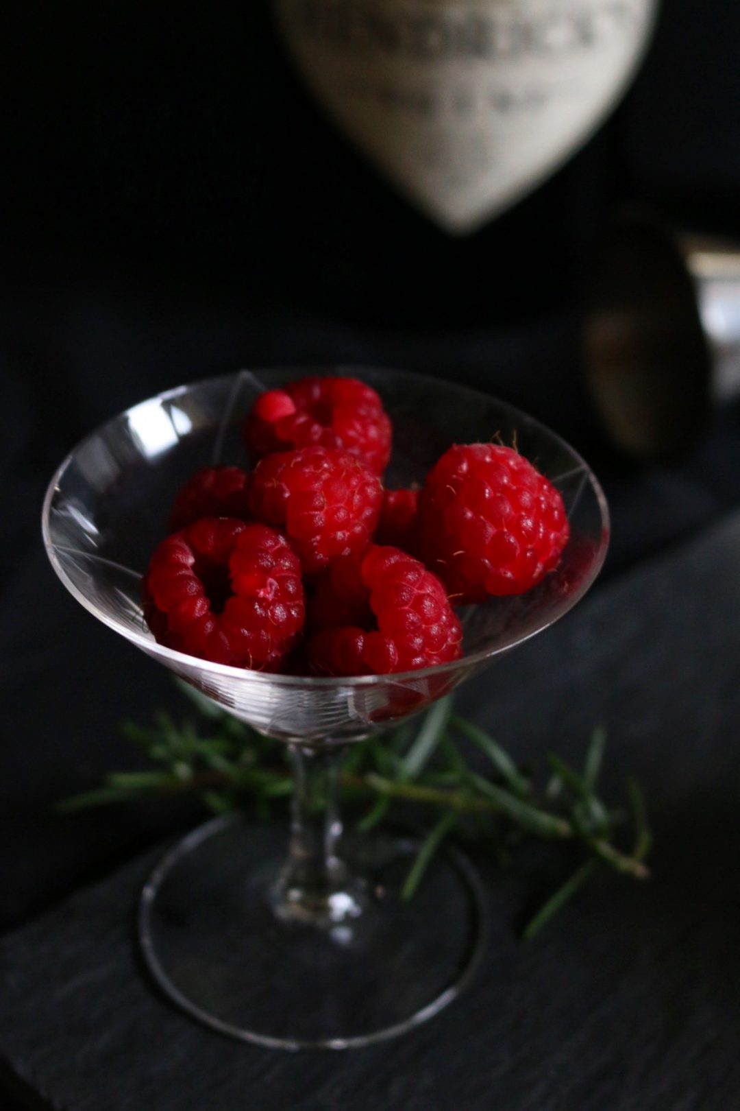 Raspberry Rosemary Smash | eat blog love